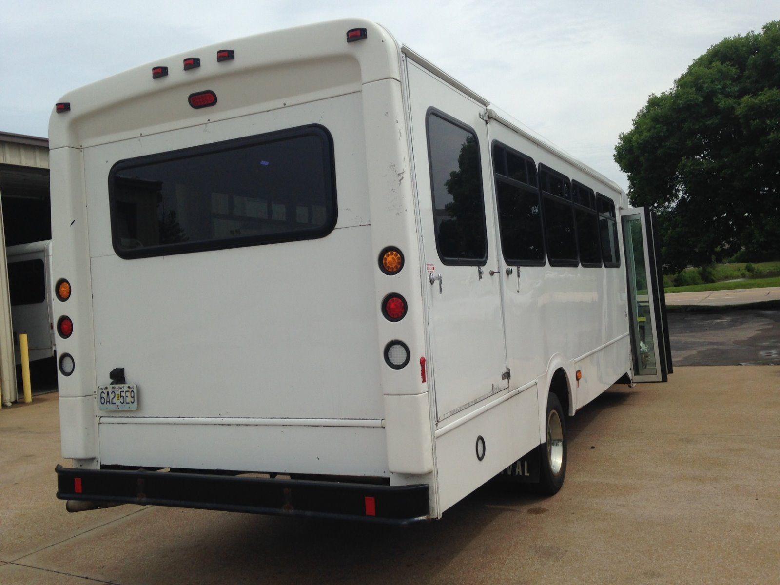 2011 Ford F-550 Bus for sale
