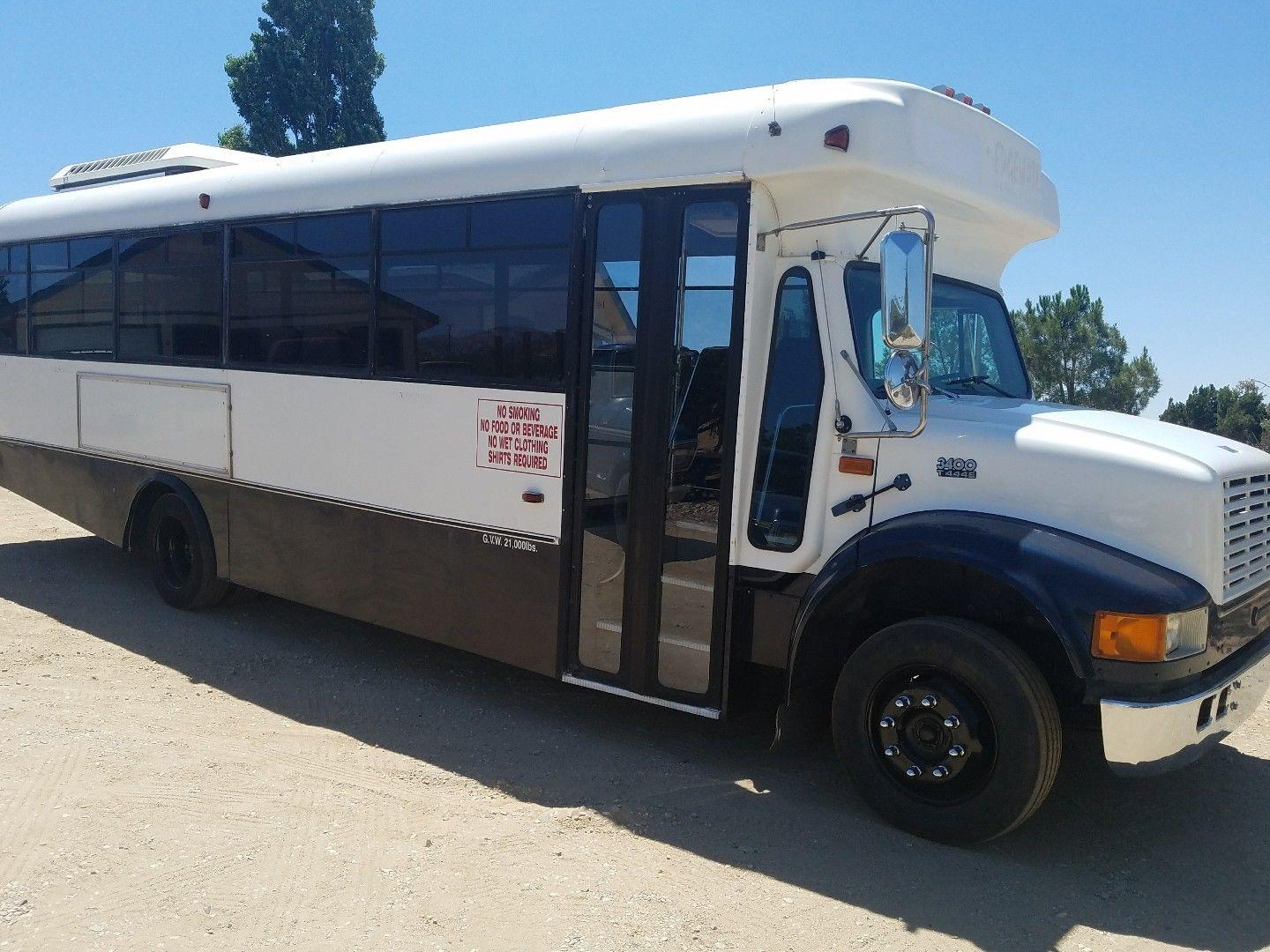 1999 International Shuttle bus for sale