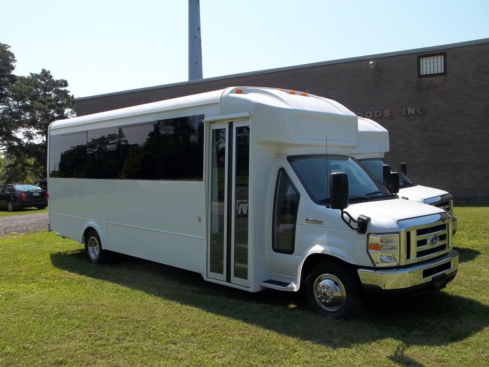 2017 Limo Coach/Limo Bus/Party Bus/Limousine Ford E450 for sale