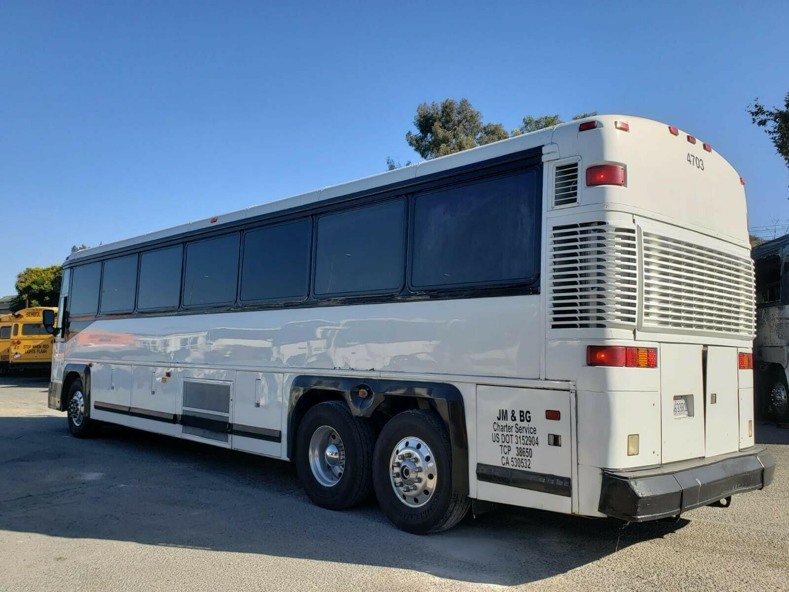 1997 MCI 102 D3 40foot bus with 47 seats for sale