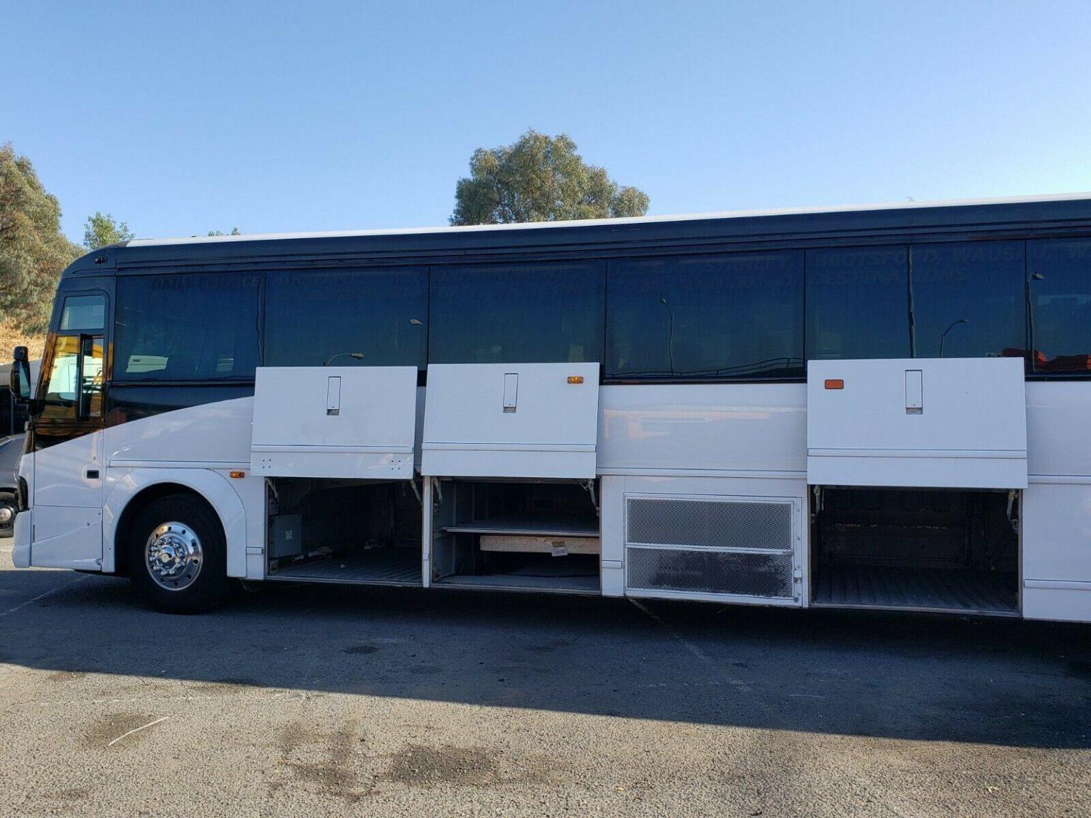 2008 MCI D4505 (55 Passenger) Coach Bus for sale