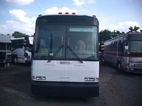 2000 MCI DL3 Coach Bus for sale