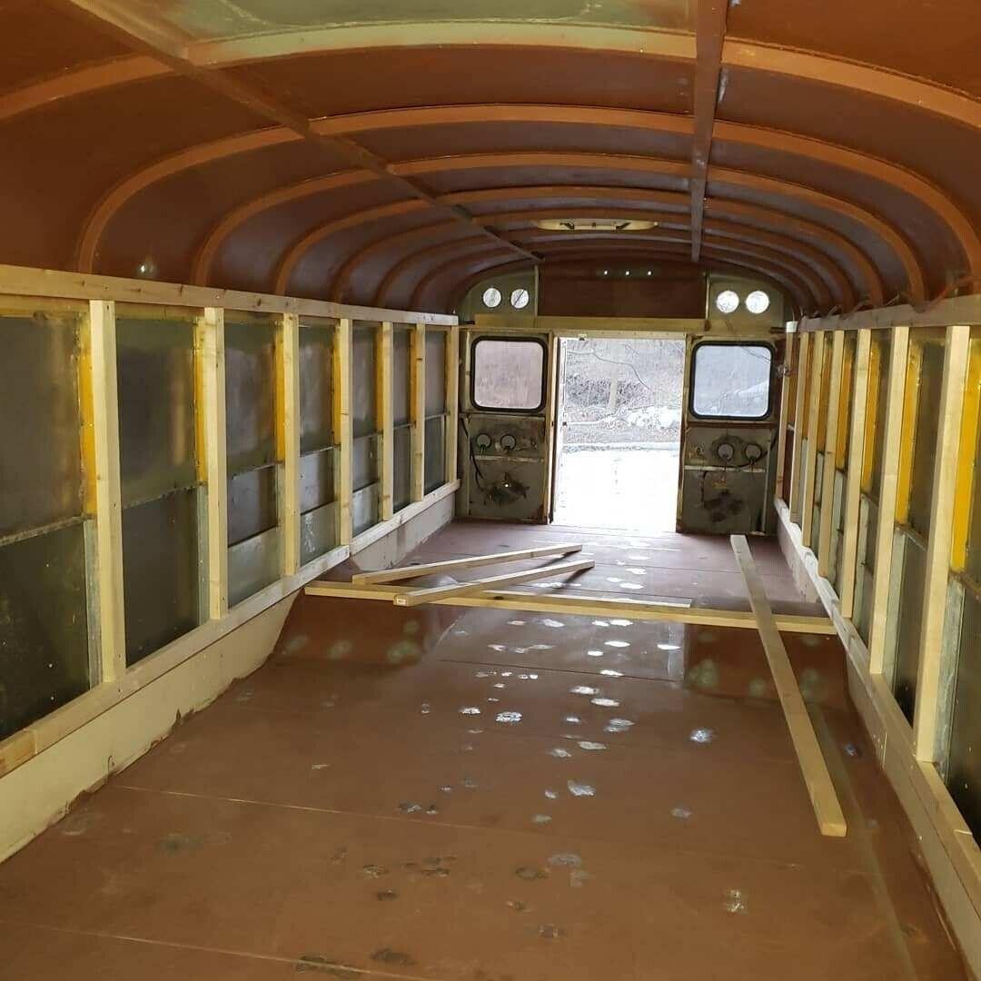 2001 International AmTran School Bus – 28ft for sale