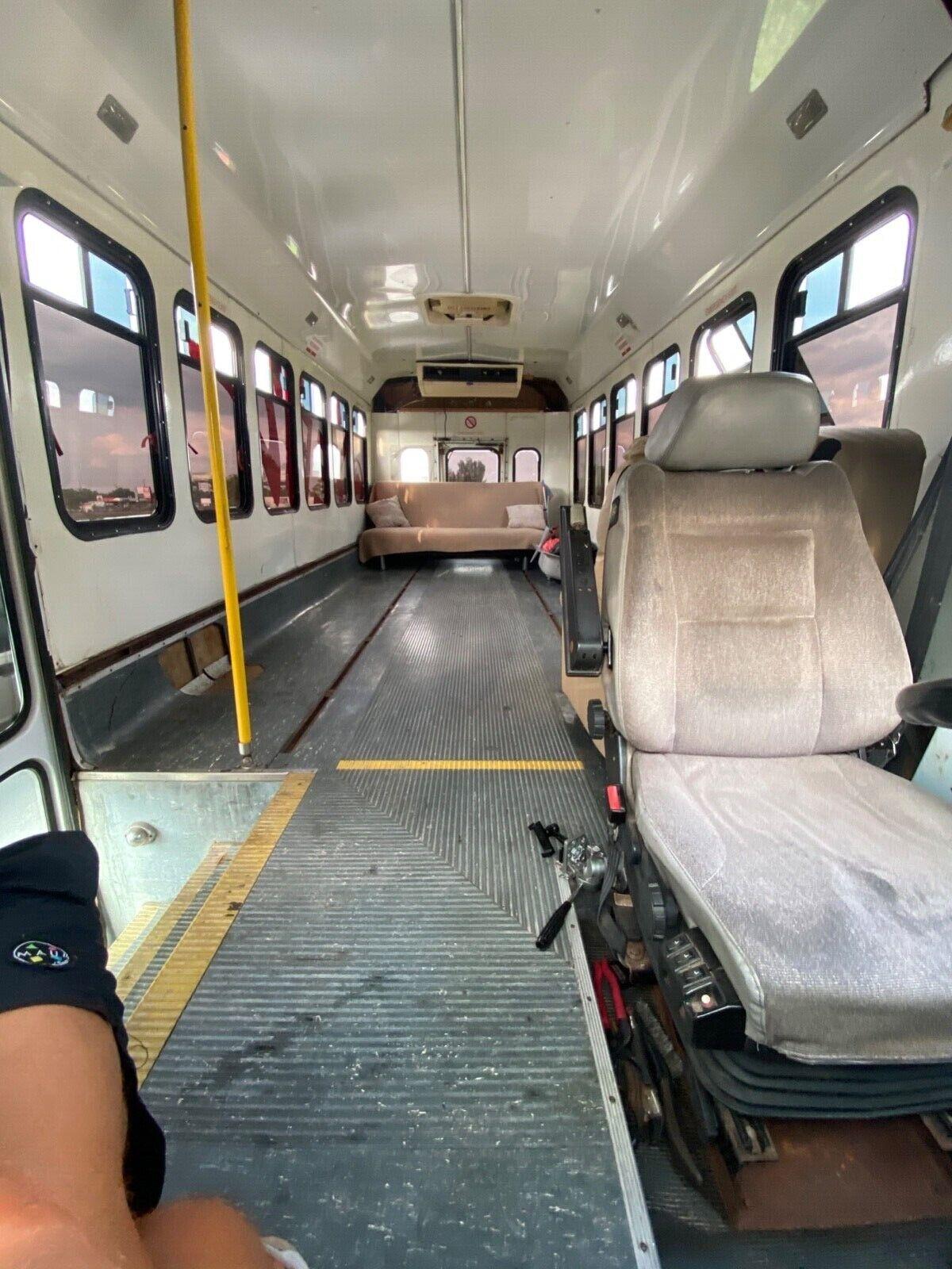 2002 International 3400 Shuttle Bus for sale