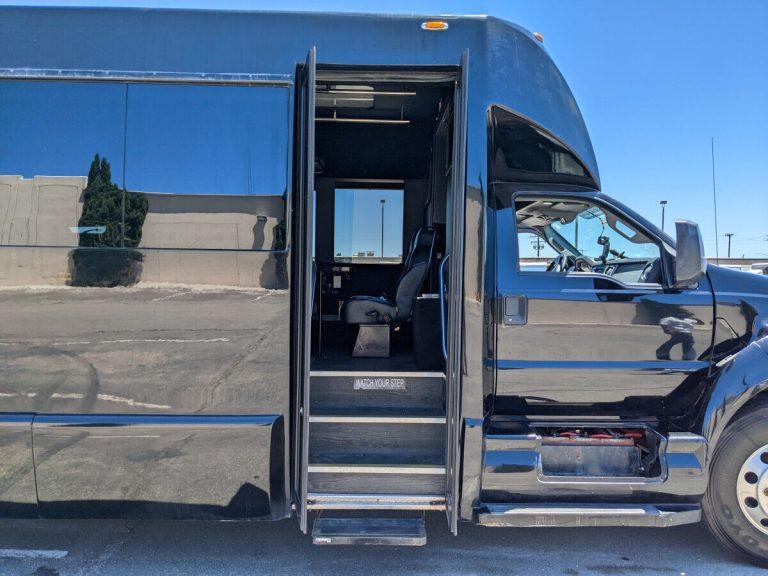 2015 Ford F750 Bus DIESEL 140389 Miles 6.7L L6 for sale