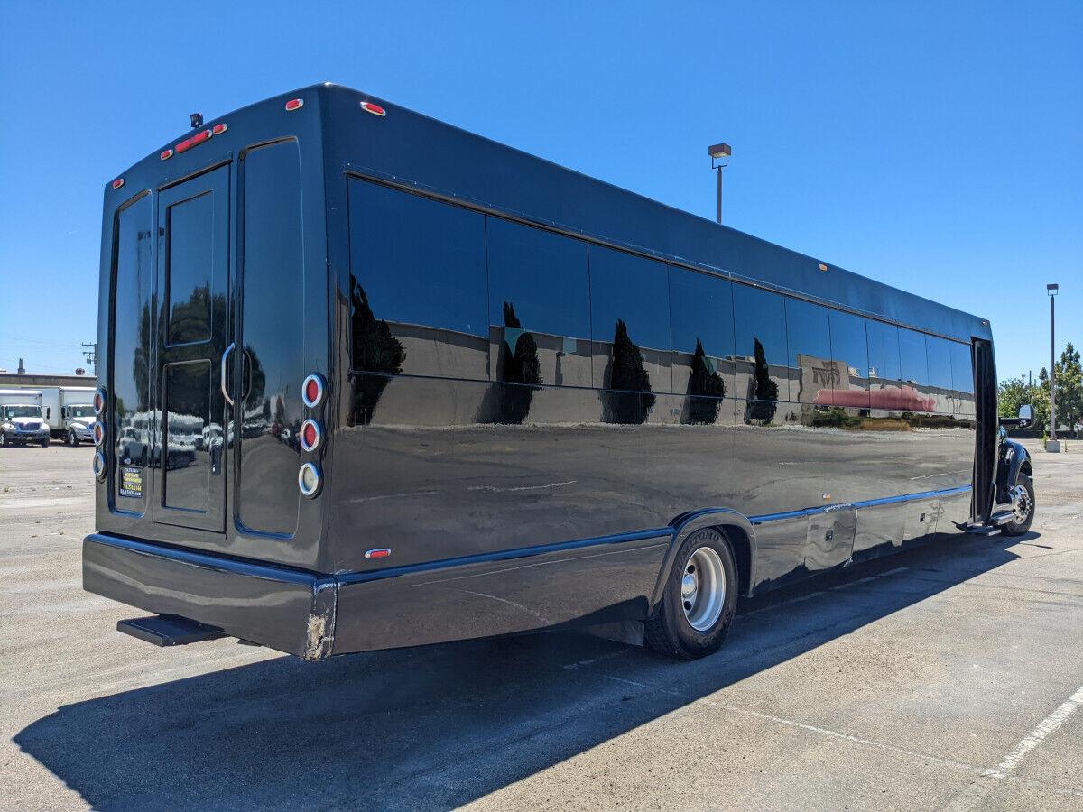 2015 Ford F750 Bus DIESEL 140389 Miles 6.7L L6 for sale