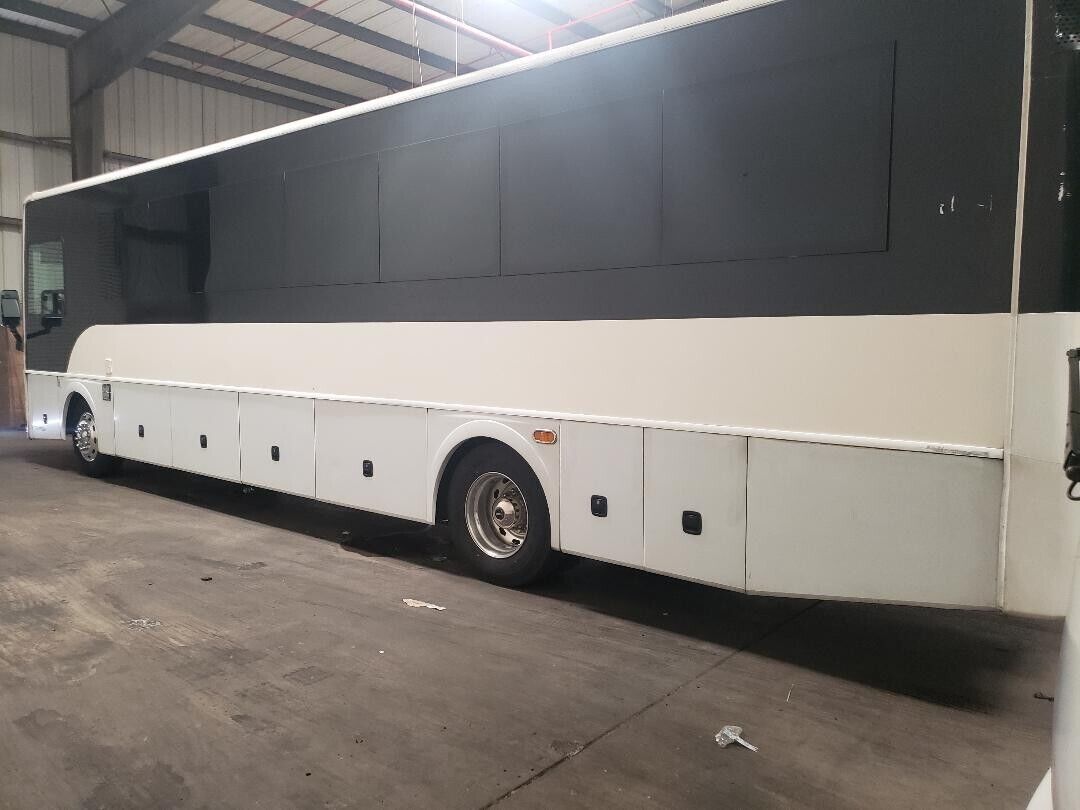 2008 Freightliner Party bus CT Coach for sale