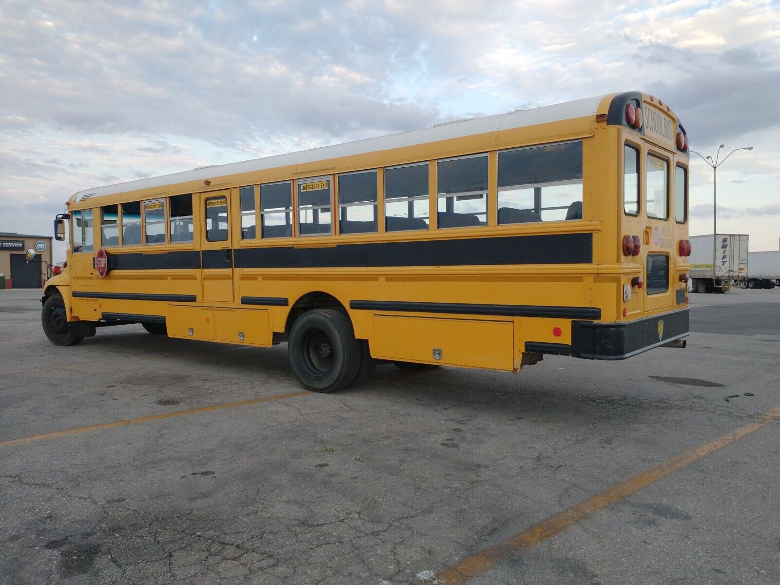 2006 IC Conventional BusDT466 School Bus for sale